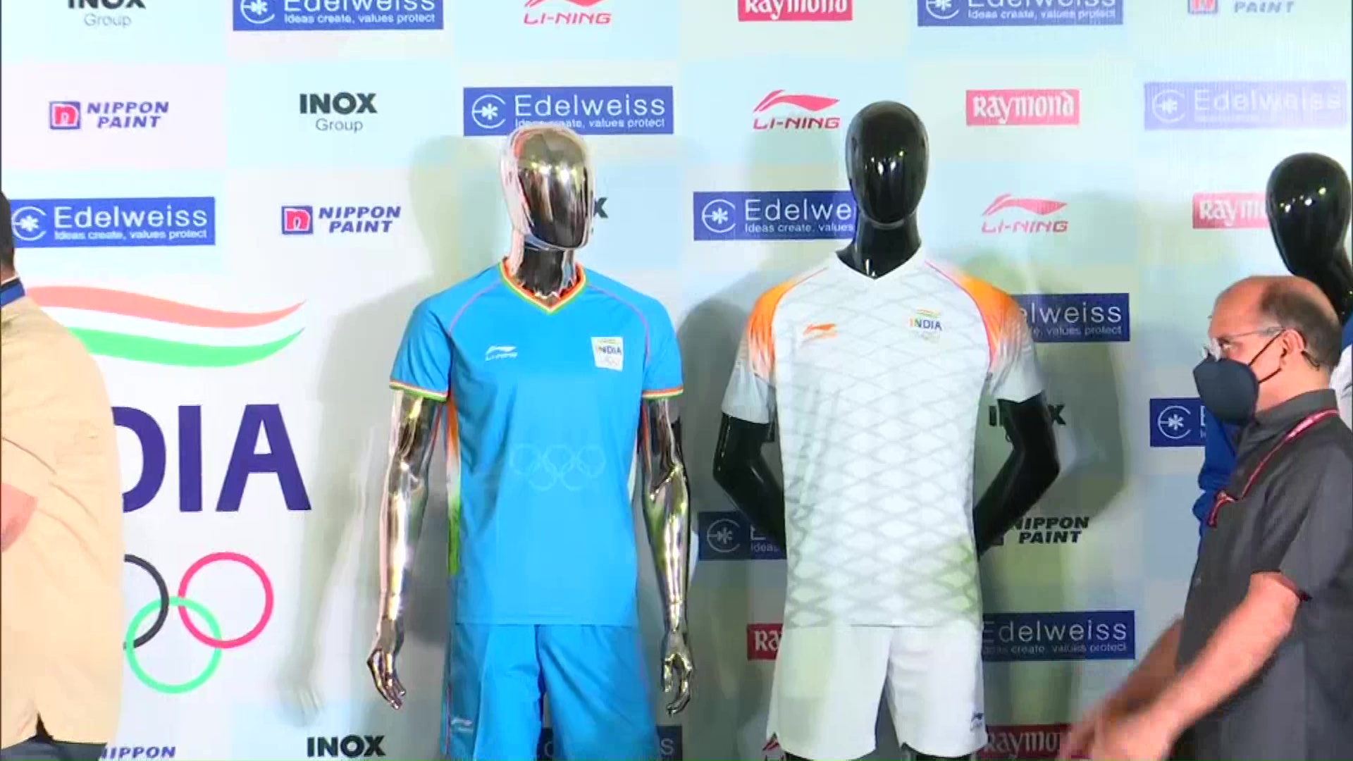 In Photos: The Official Team India Kit And Attire For Tokyo Olympic ...