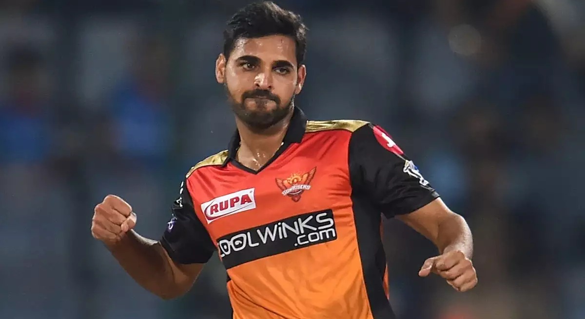 Bhuvneshwar Kumar rolls back the years; SRH veteran picks 5/30 in must ...