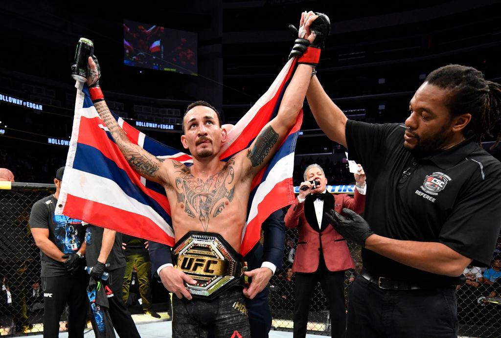WATCH: How Max Holloway Became the UFC Featherweight Champion