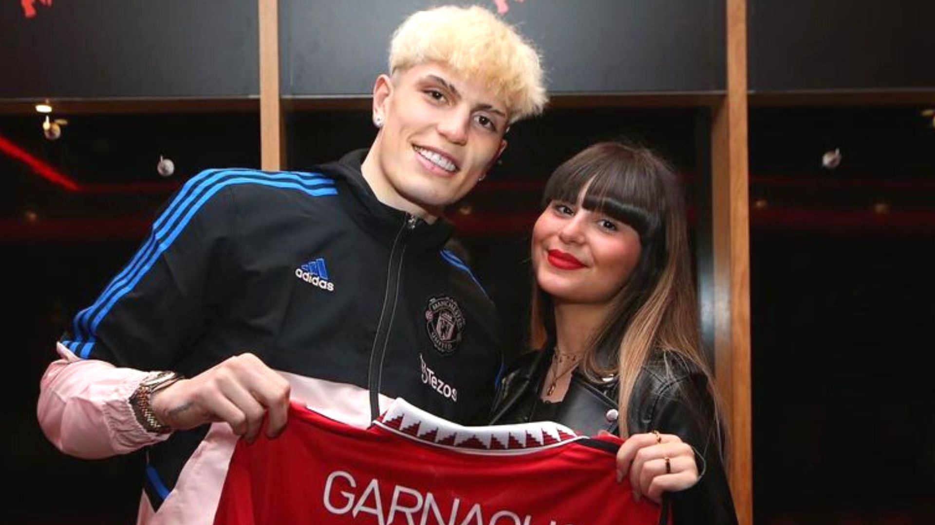 Garnacho Girlfriend: Who is Eva Garcia? Alejandro Garnacho announces ...